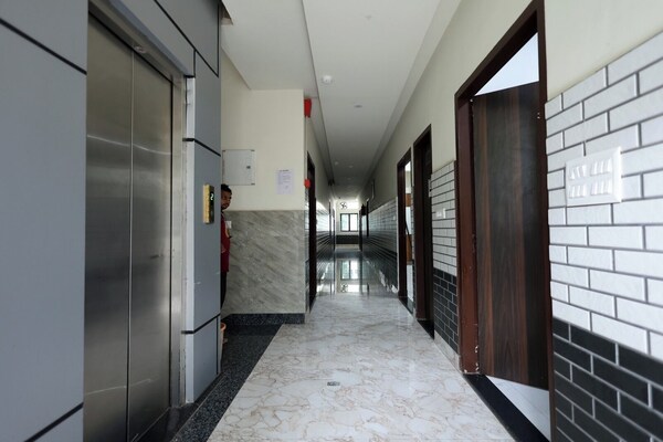 Shri Girraj Residency - Mathura