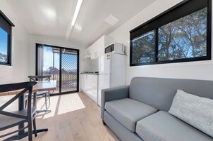 Superior Studio - Not Pet Friendly | Sala de estar