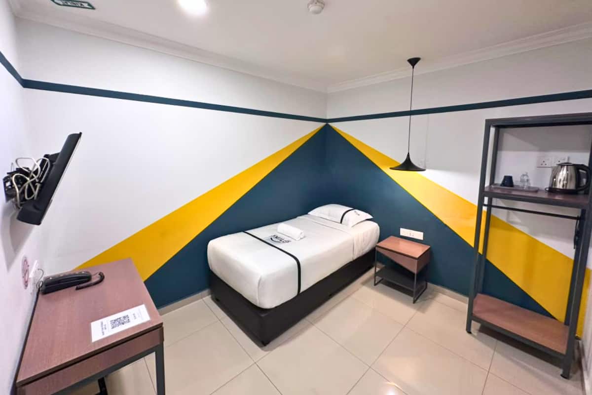 Quarto Individual | Secretária, ferro/tábua de engomar, Wi-fi grátis