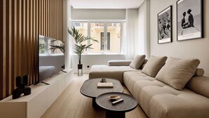 Apartamento superluxo | Área de estar | Smart TV 50 polegadas com canais via satélite, Netflix