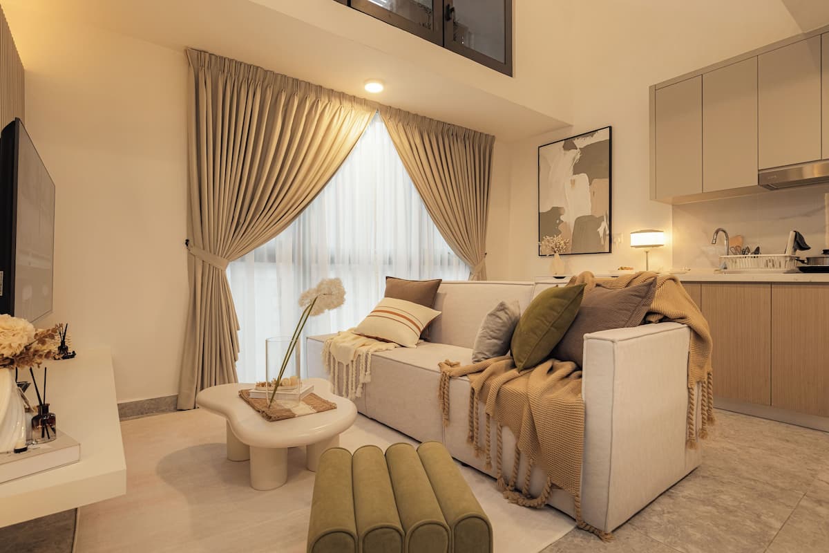 Loft luxo, 1 quarto, vista para a cidade | Área de estar | TV LED