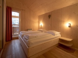 Chalé | 4 quartos, com mobília individualizada