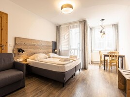 Apartamento | 1 quarto, com mobília individualizada, roupa de cama fornecida 