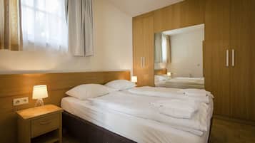 Apartamento | 2 quartos, com mobília individualizada, roupa de cama fornecida