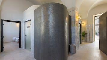 Sauna seca, sauna a vapor, massagens