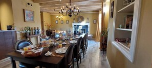 Pequeno-almoço continental diário incluído 