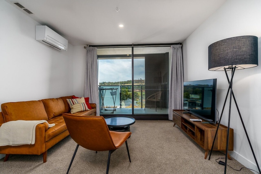 Luxurious 2br Escape With Exceptional Amenities - Canberra