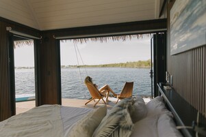 Smart TV 55 polegadas com canais digitais, livros