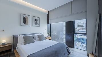 Apartamento luxo, 1 quarto, sacada | Vista do quarto