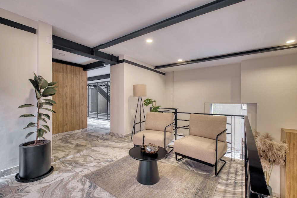 Myla Salamanca - Mexico City