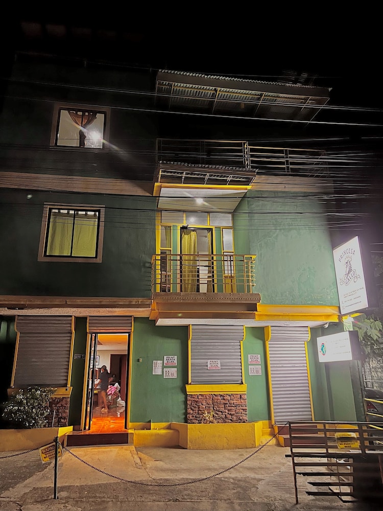 Princesa El Gallo Inn - Puerto Princesa