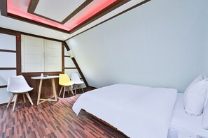 Basic Quadruple Room, Private Bathroom (Parking available) | Wi-Fi de cortesia