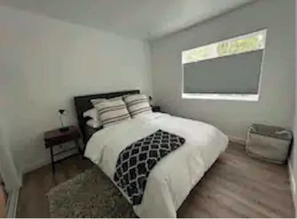 Stylish Newly Renovated 1 Bedroom In Encino - Los Angeles, CA