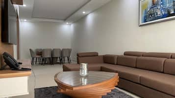 Suite Sénior | Lounge executivo