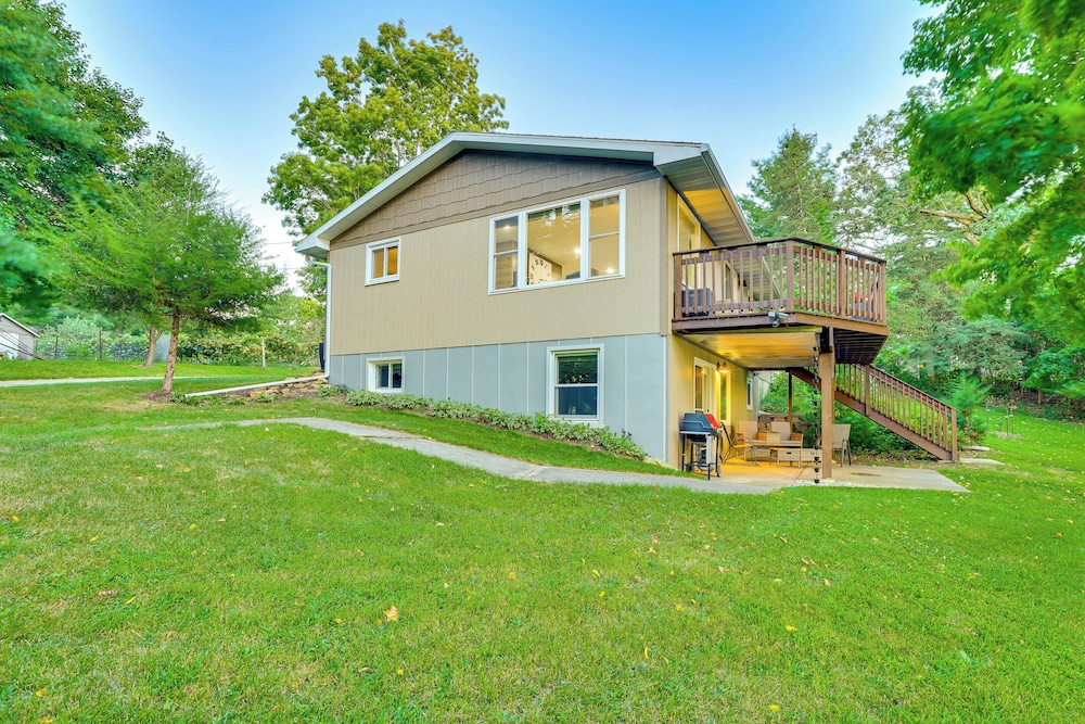 Okee Bay House On Lake Wisconsin W/ Private Dock! - Lodi, WI