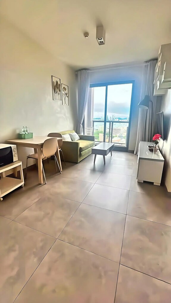 Sea View Condo At Best Location\n\n - Pattaya