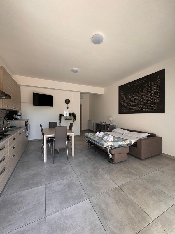 Mungo In Fiumicino With 1 Bedrooms And 1 Bathrooms - Fiumicino