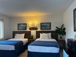 Quarto casal standard | Escrivaninha, Wi-Fi de cortesia