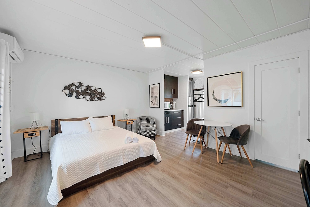 Chic City Retreat 93b - Columbus, OH