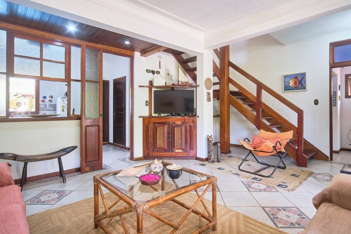 Casa Linda Em Condomínio Fechado Com Piscina Em Meio Mata Atlântica - Ubatuba