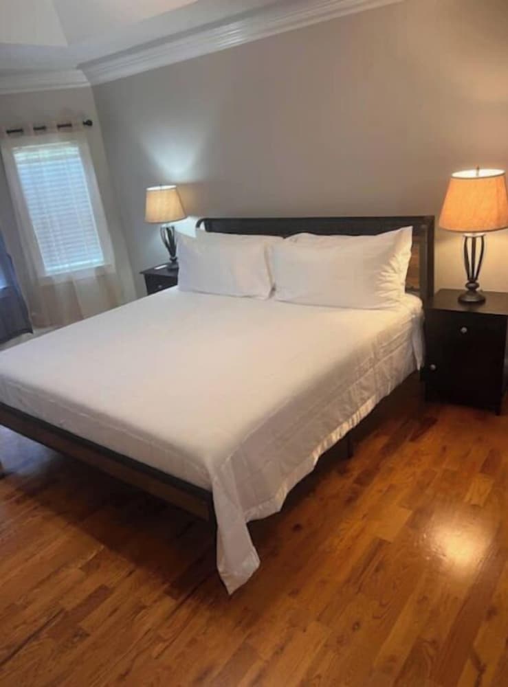 Charming 3-bedroom House With Wi-fi And Ac In Lawrenceville. - Lawrenceville, GA