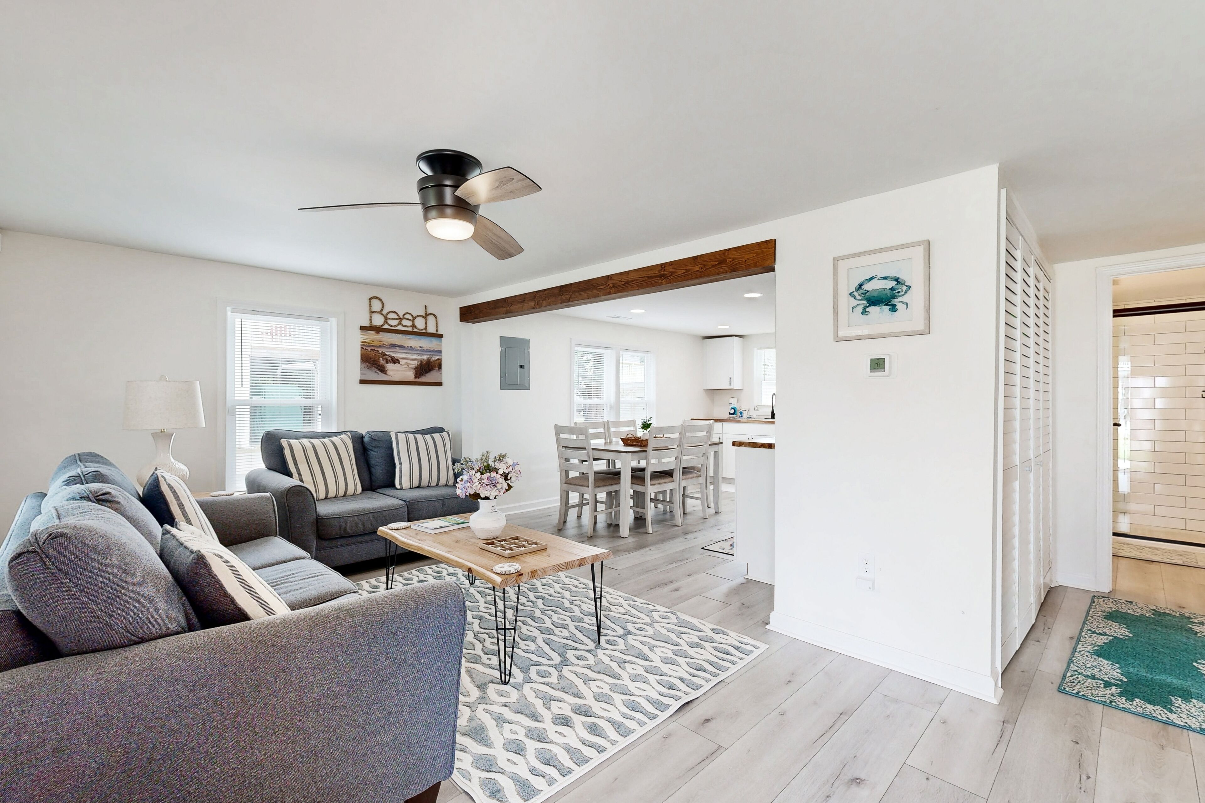 Spacious House With 2 Kitchens, W/d, Central A/c, Steps To Beach - Surfside Beach, SC