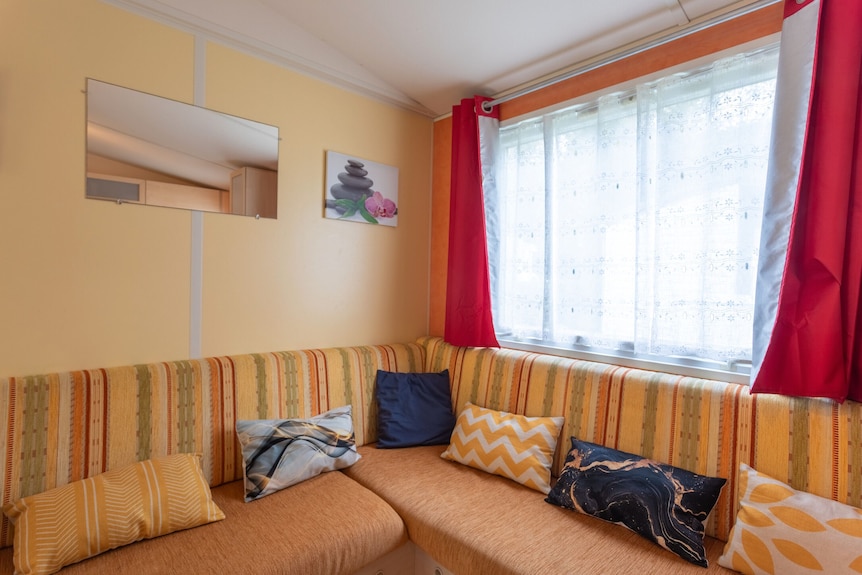 Mobilheim 'Mobile-home Camping De La Truite' Mit Bergblick, Privater Terrasse Und Wi-fi - Bidarray