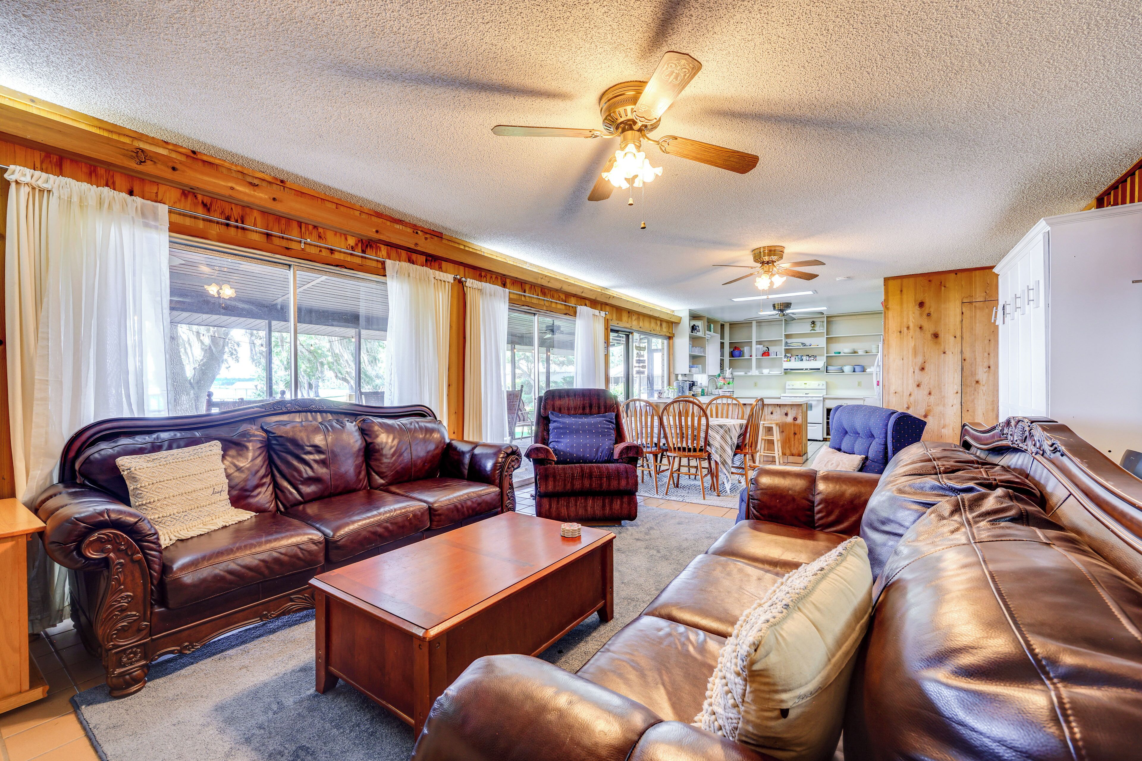 Lake Winnott Home W/ Boat Ramp & Dock - Hawthorne, FL