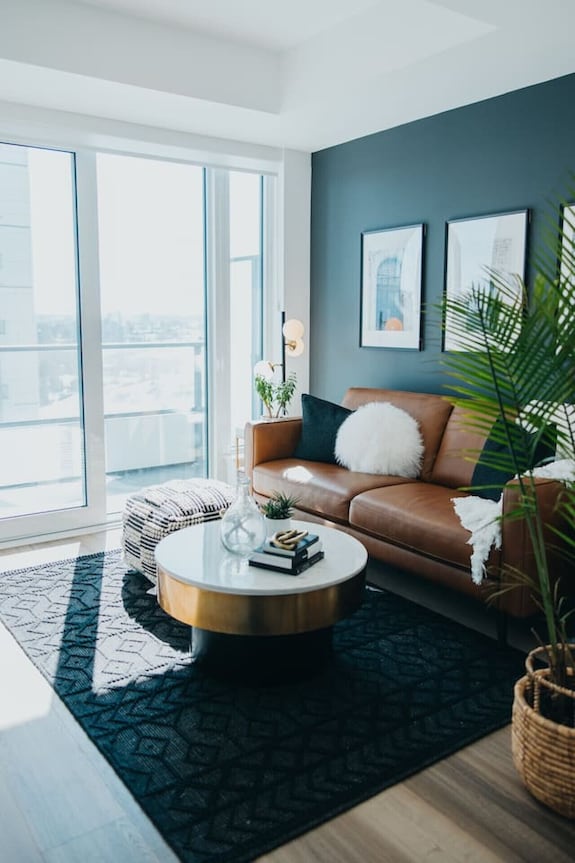 Chic Downtown Condo Retreat - 基奇納