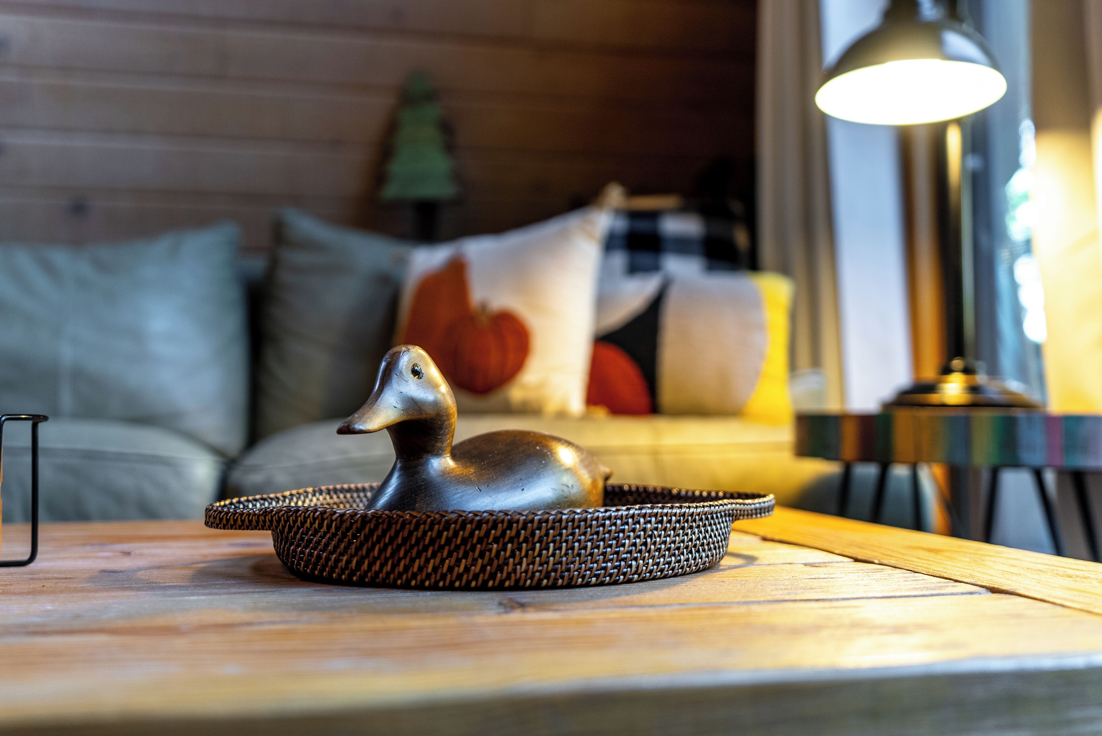 Tucked In The Trees, Cedar Hill Is A Cozy A-frame Cabin With Modern Updates, A Spacious Kitchen, Wraparound Deck, And Stunning Views. The Perfect Mountain Escape For Families, Couples, And Friendsplus, It's Pet-friendly! - Shaver Lake, CA