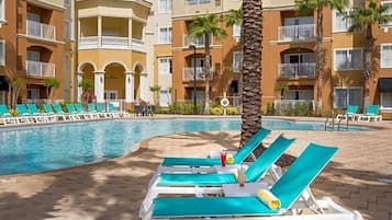 Apartamento, 1 quarto, varanda, vista para a piscina | Exterior