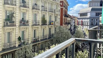 Camas de colchão viscoelástico, quartos insonorizados, Wi-fi grátis