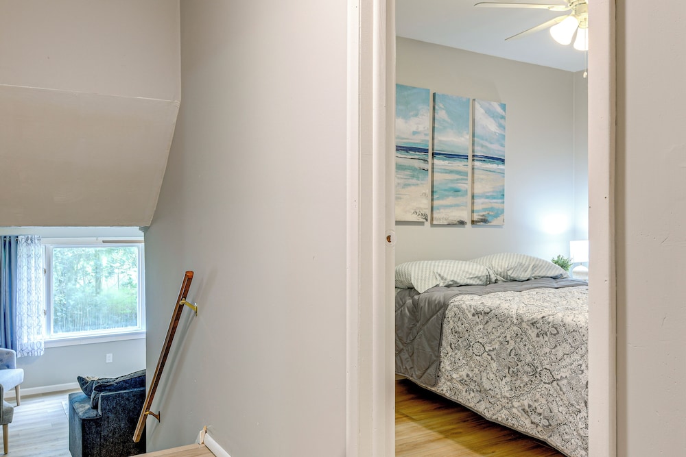 Peaceful Allegany Home, Walk To Sbu! - Bradford, PA