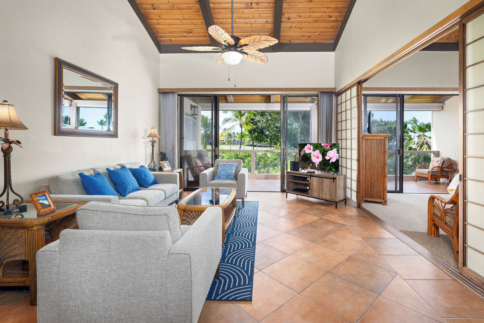 Kksr#6303:top Floor Condo With Ocean/golf Course Views And Amazing Breezes - Captain Cook, HI