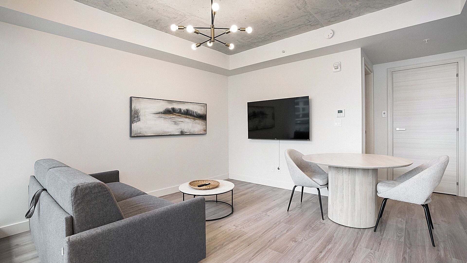 New Luxury Unit In Heart Of Mtl 703 | Metro Access - Montréal, QC