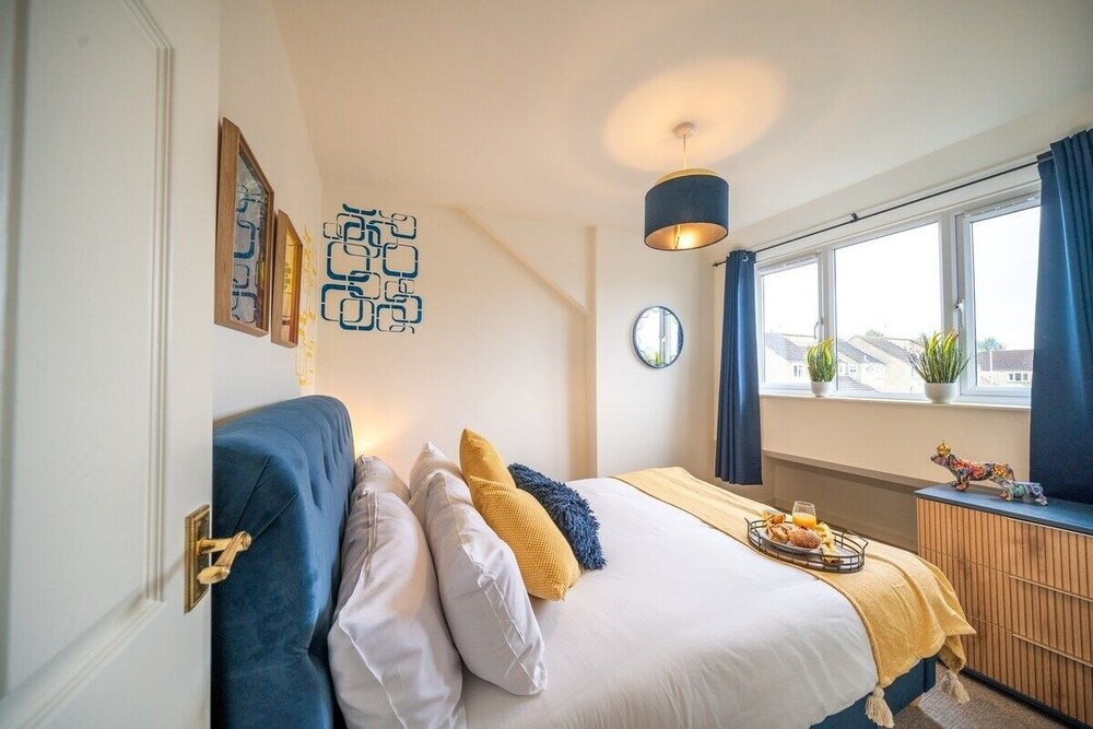 Beautiful 5 Bed 3 Bath In The Heart Of The Cotswolds - Cirencester