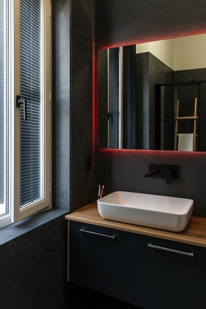 Um secador de cabelo 