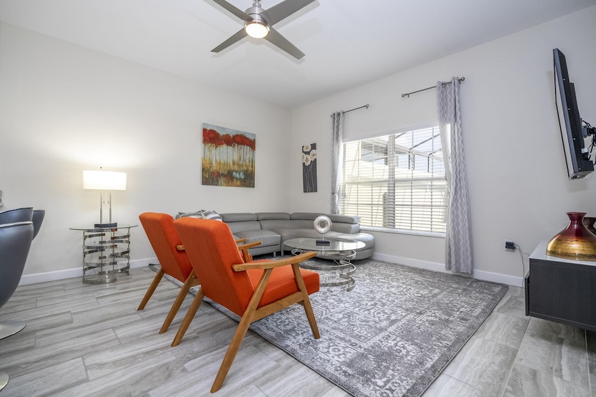 3157- Great Family Home Near Disney, Private Pool, Storey Lake Resort. - Orlando