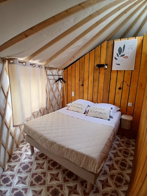 Yurt-terracotta -Comfort-bagno Privato Con Vasca-nessuna Visualizzazione - Sarthe