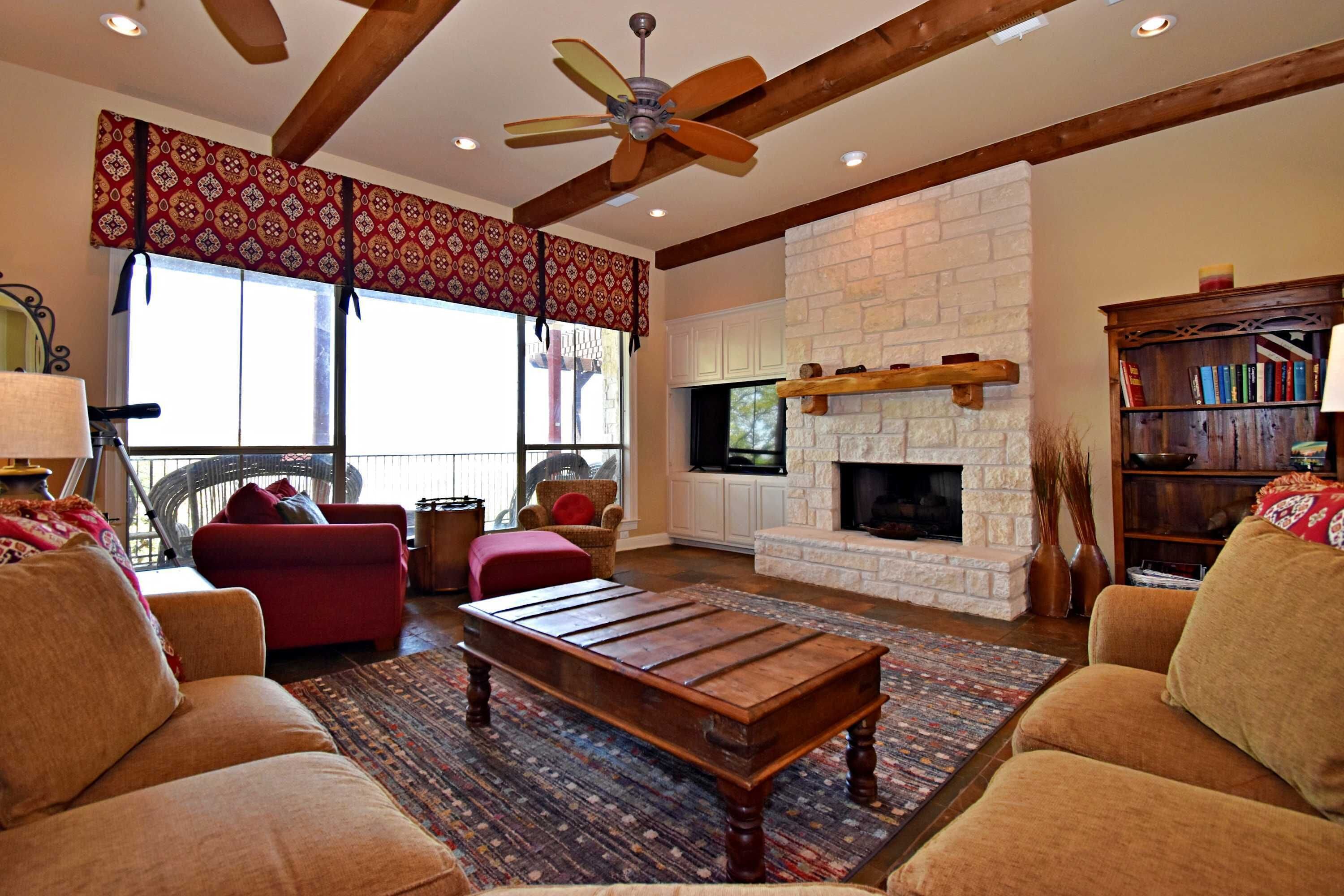 Pet-friendly Oasis In Gated Community! - Spicewood, TX