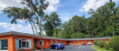 Fachada da propriedade