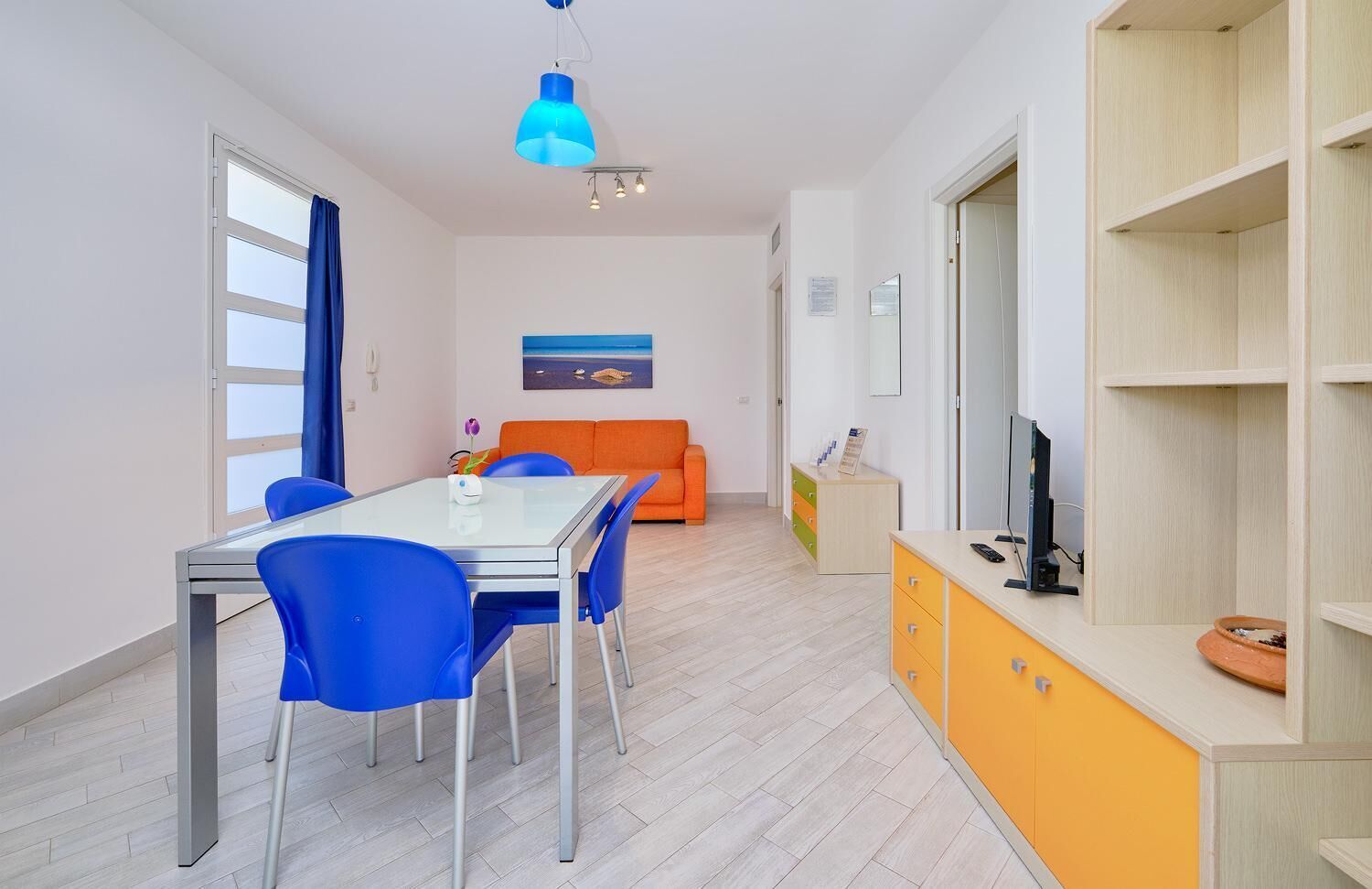 Eolo, Holiday Home With Garden 100 Mt From The Sea - Marina di Ragusa