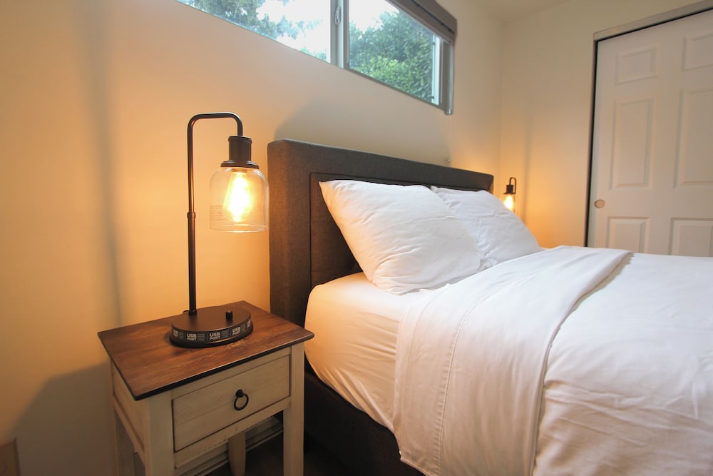 Charming 2-bedroom Townhome In Beautiful Issaquah With Wifi, Ac - Snoqualmie, WA