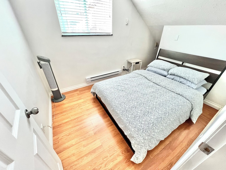 Cozy 2-bedroom Guesthouse In A Convenient Location - North Vancouver