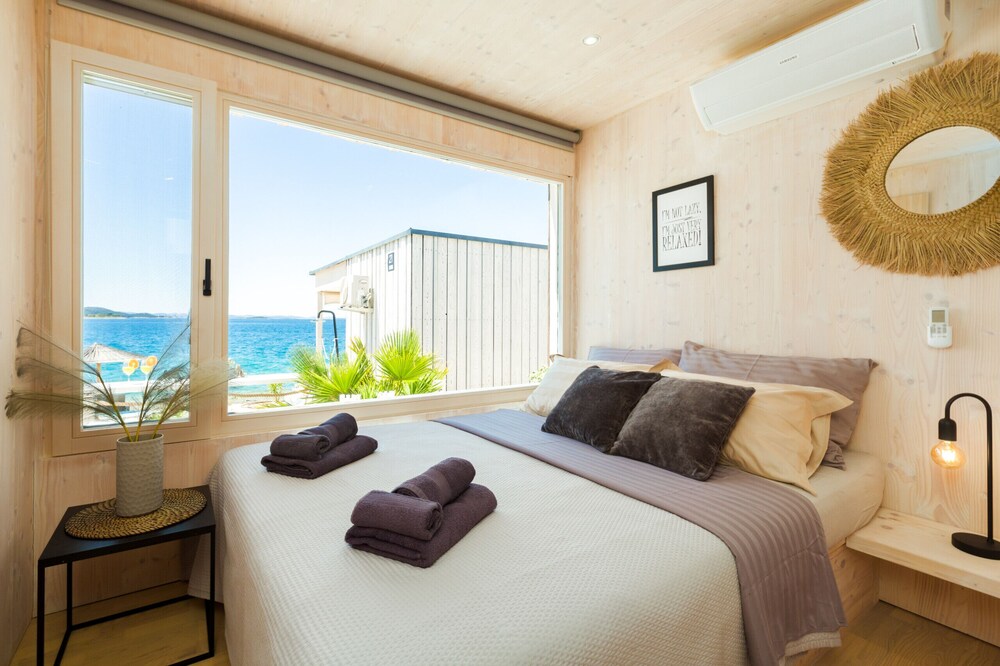 Buqez Eco Resort - Villa 18 - Direkt Am Strand - Murter