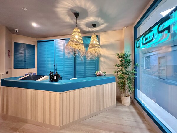 The Pod Suite Hostel Blasco - Valencia