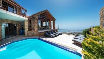 Piscina exterior