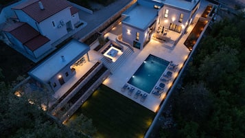 Casa | 6 quartos