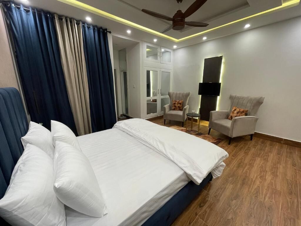 Quarto casal luxo | Wi-Fi de cortesia