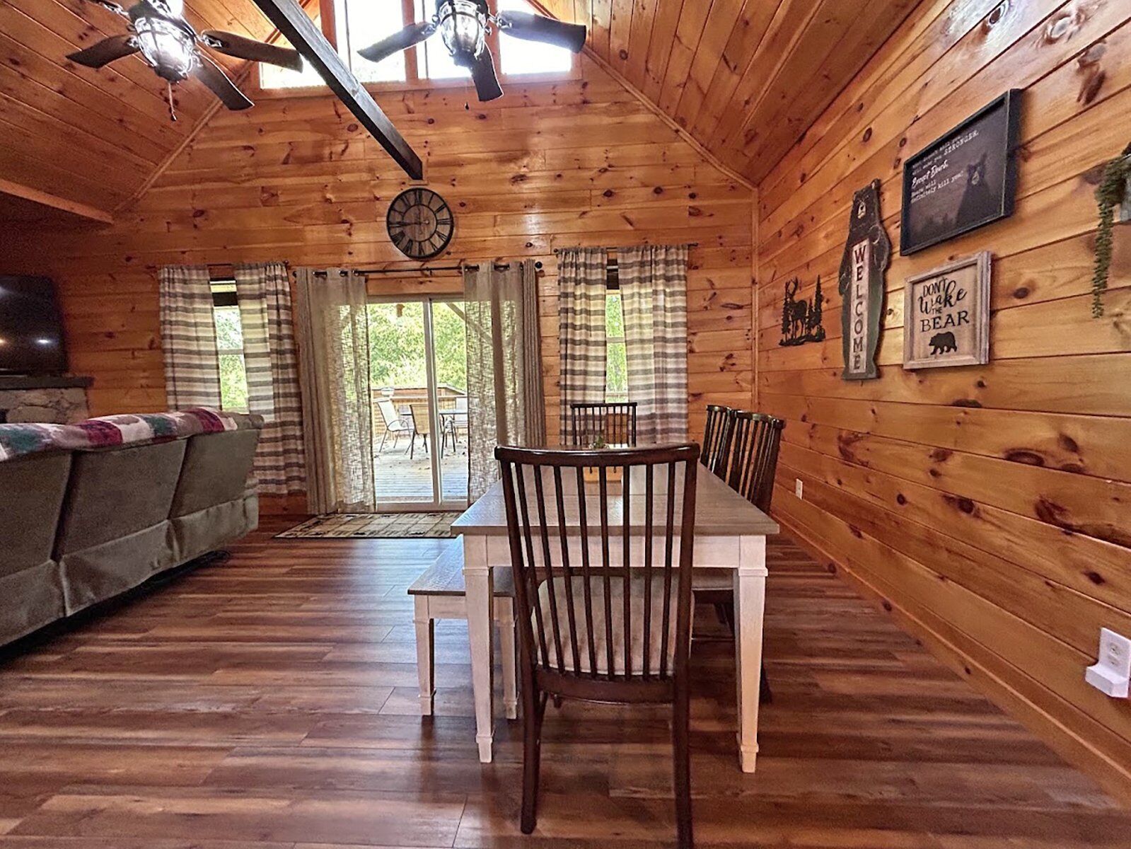 Leyland Lodge 4 Bedroom Log Cabin With 2 Master Suites! Close To Cherokee Casino - Cherokee, NC